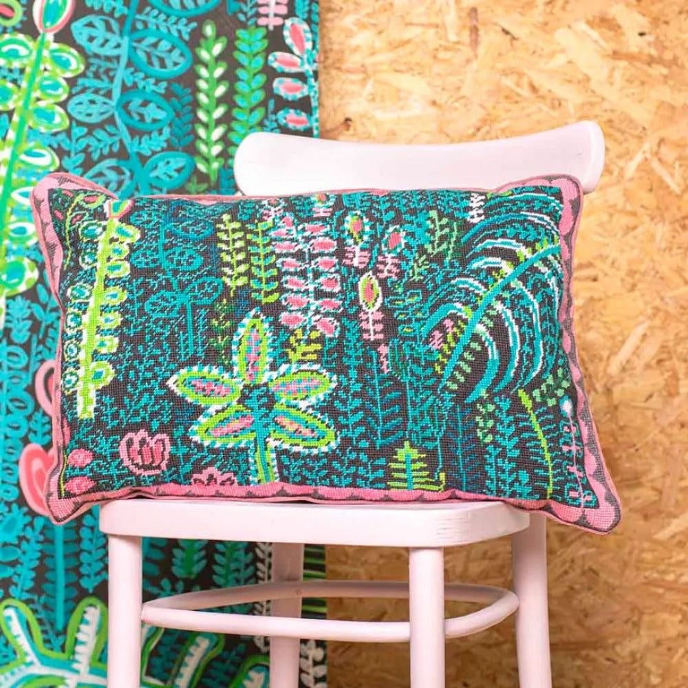 Lucy Tiffney Lagoon Needlepoint Kit – thekraftymobile